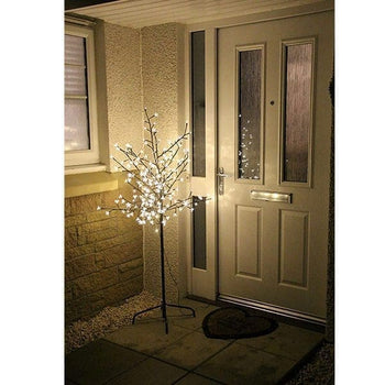 Are Pre-Lit Trees Good? | Pros and Cons Explained